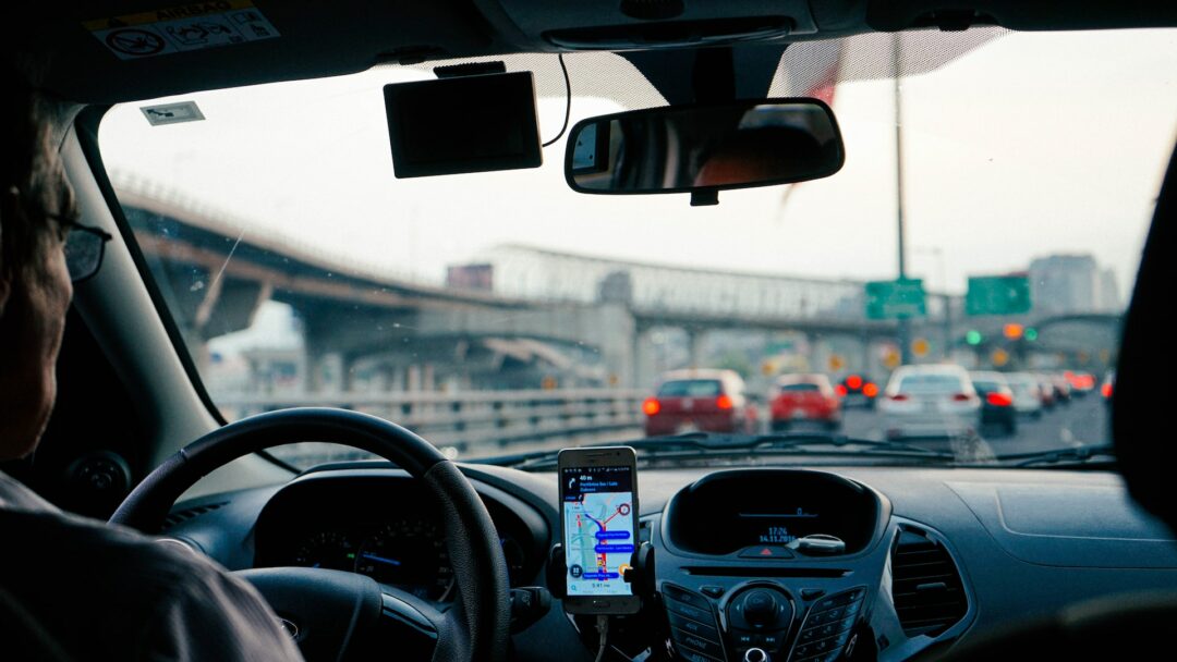 Tips to Keep Delivery Drivers Safe - Detrack