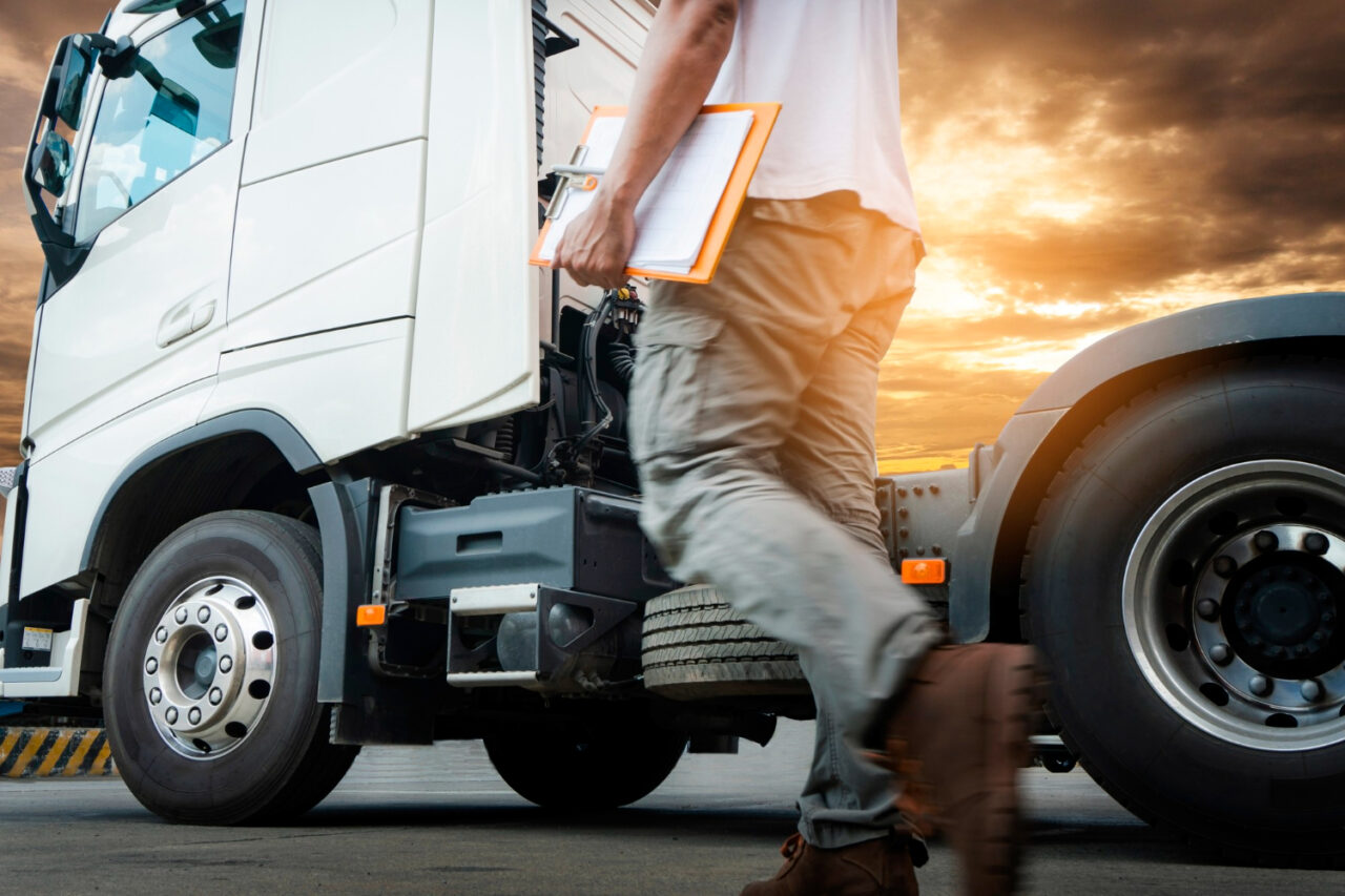 Overcoming the Truck Driver Shortage: Tips and Strategies - Detrack