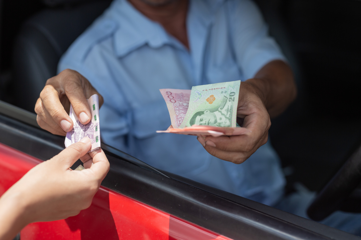 Understanding And Reducing Shipping Expenses - Detrack