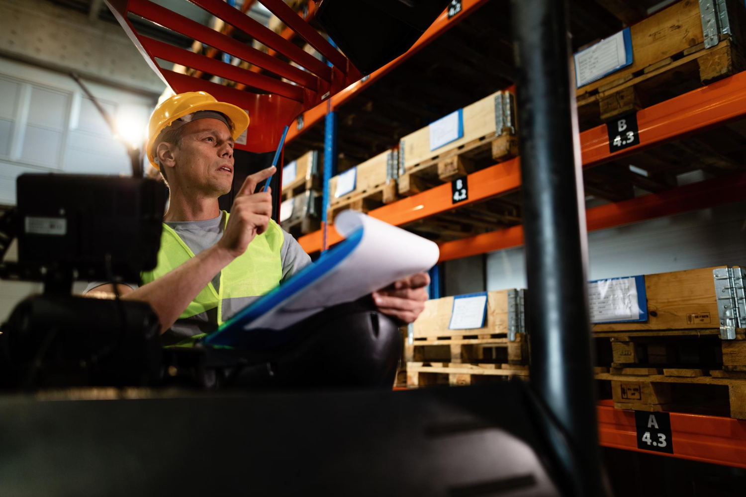Service Logistics for Field Services: From Warehouse to Worksite