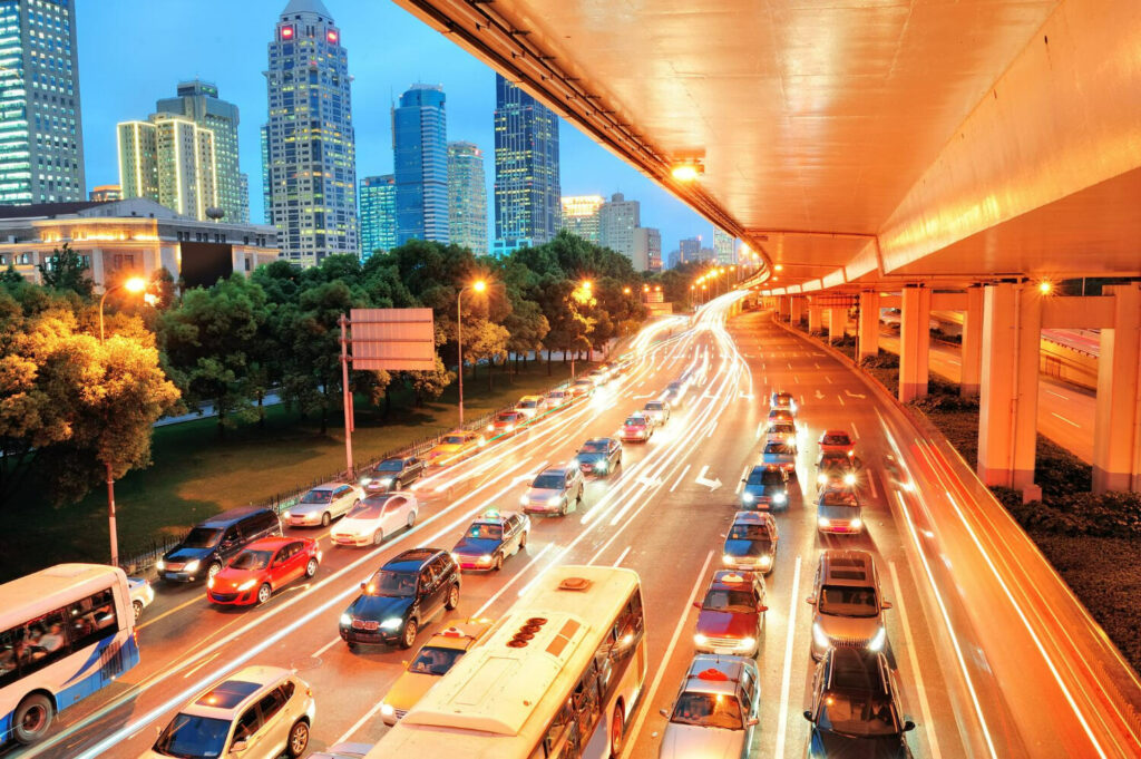 Top Cities with the Worst Traffic in the US - Detrack